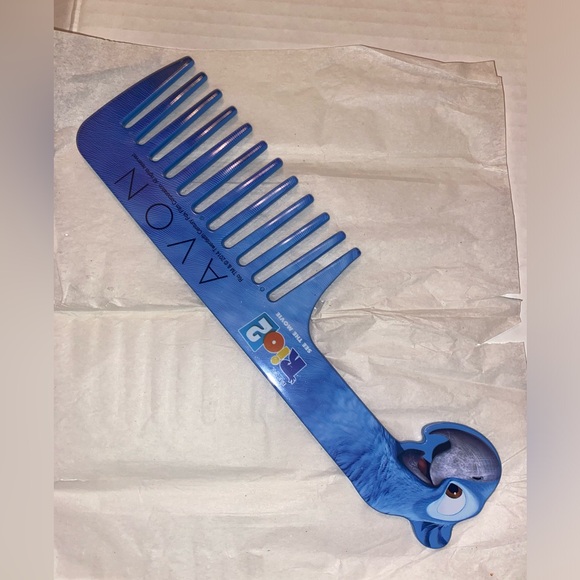 Avon | Accessories | Avon Rio Detangling Comb New | Poshmark
